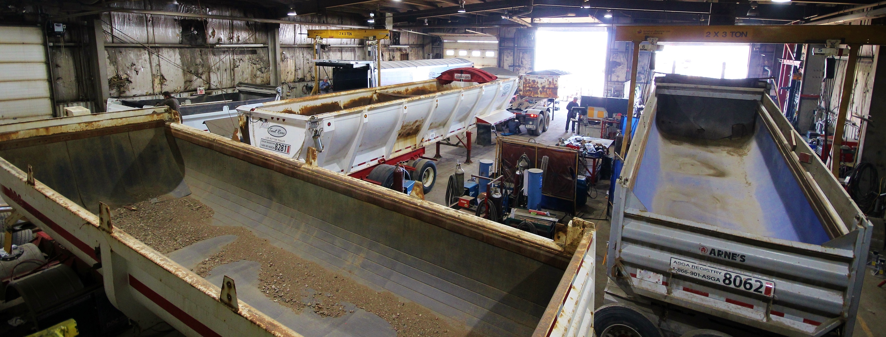 Trailer Service Department | Summit Trailer Ltd. | Edmonton, Penticton ...